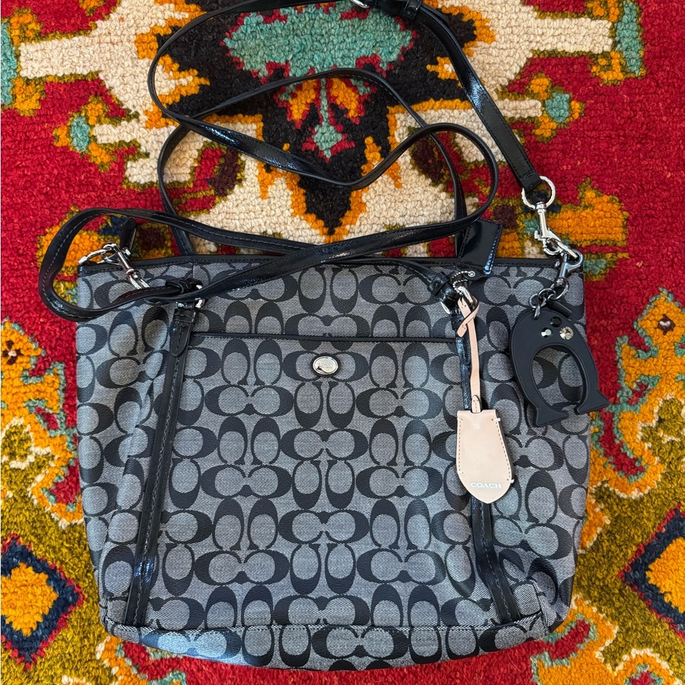 Vintage Coach Black and Gray Signature Logo Shoulder … - Gem